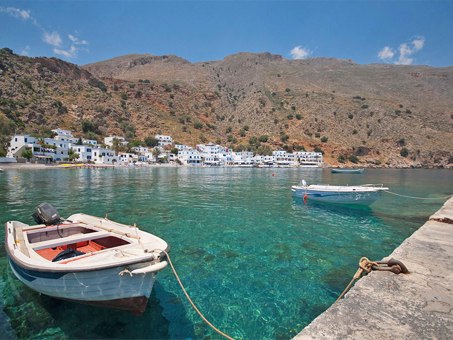 Διάσημο γίνεται το Λουτρό Σφακίων με το γάμο του εγγονού του Κ ...